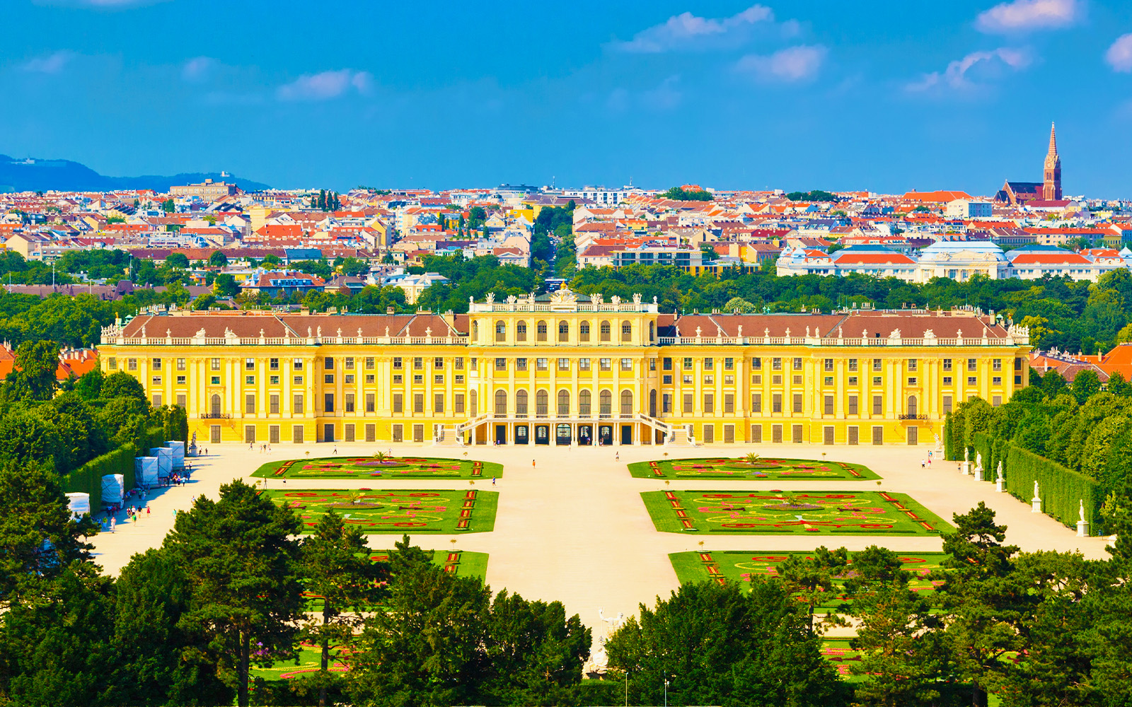 Visit Schönbrunn Palace Vienna and Know About The Timings, Location & More